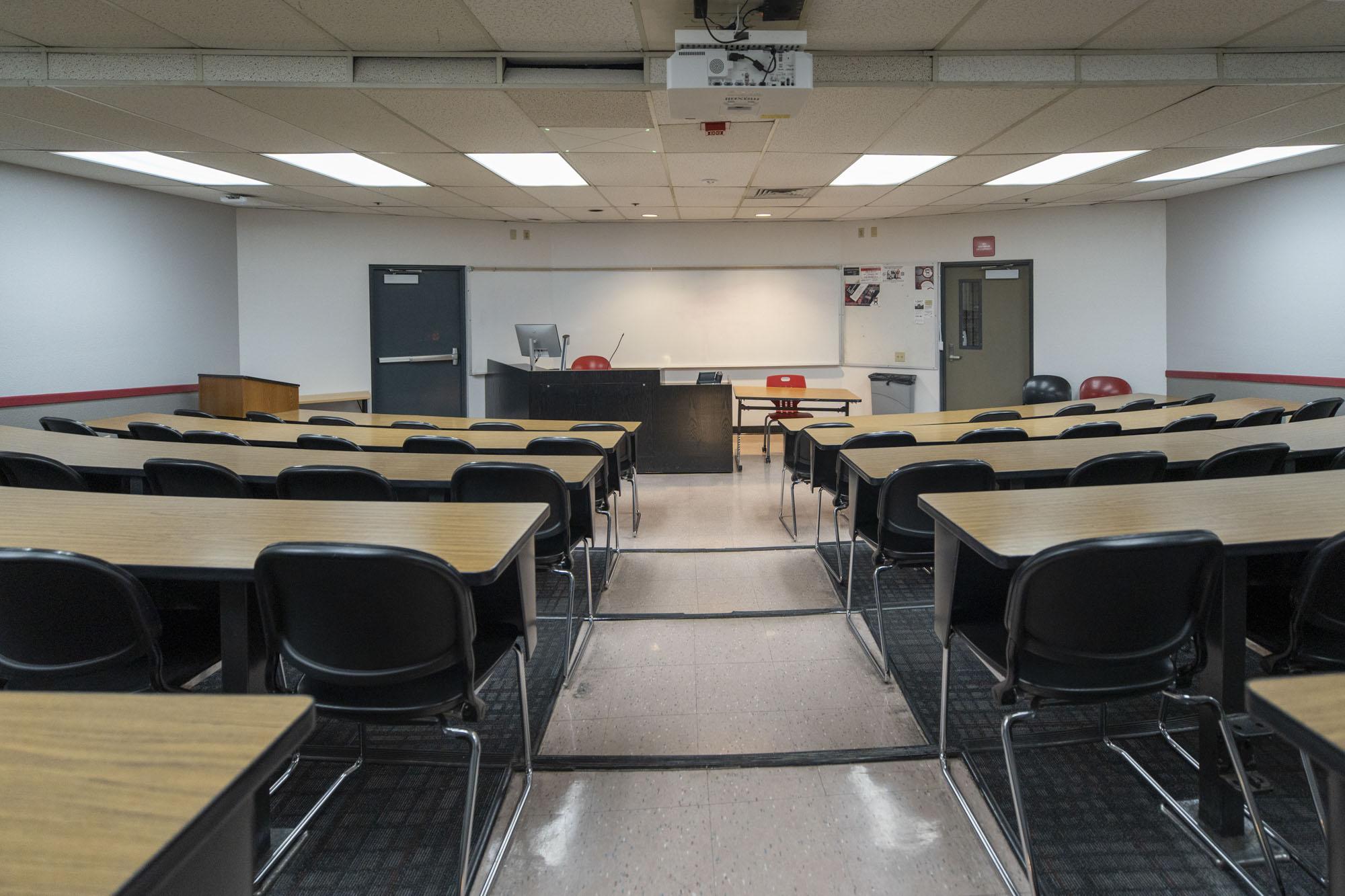 BEH 119 | Classrooms | UNLV Information Technology